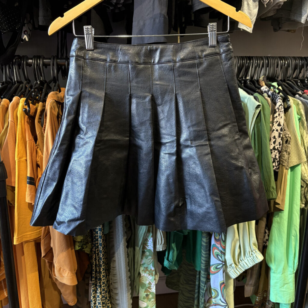 Pollera Indian negra tableada – ARCaiDa